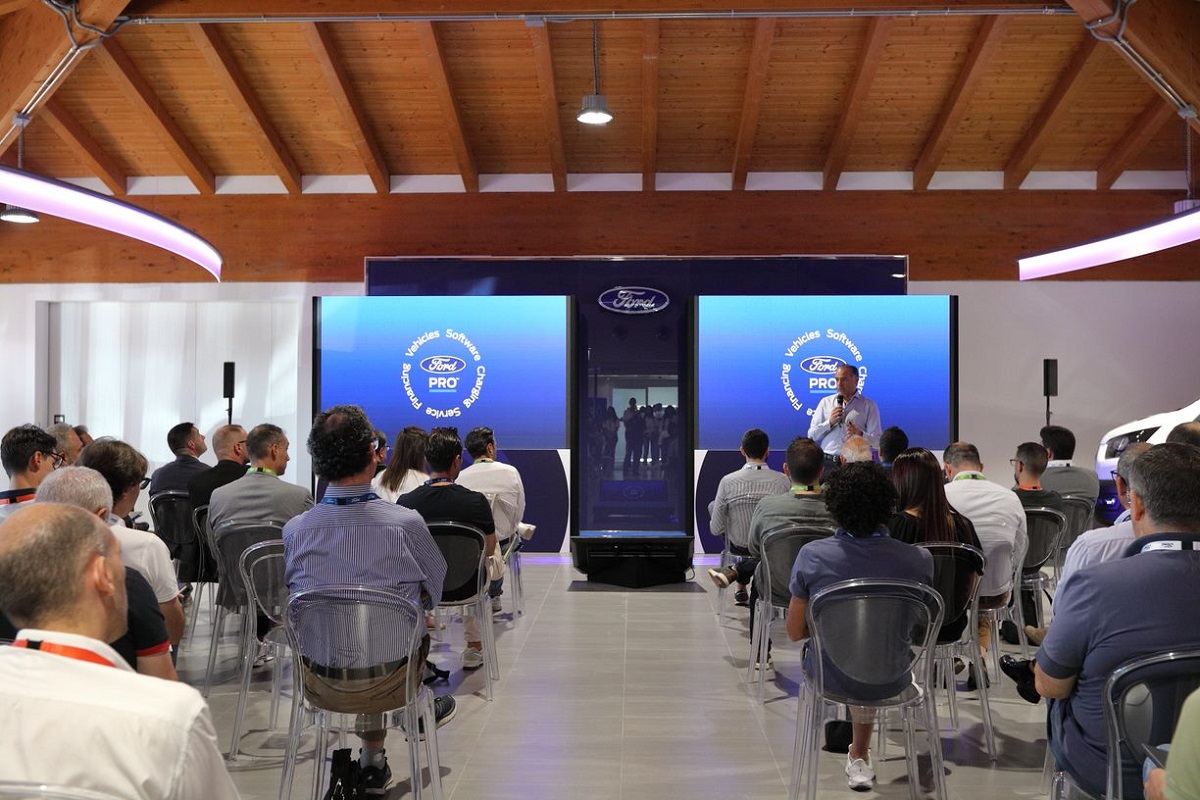 Parte Ford Pro Event, il training dedicato ai veicoli commerciali