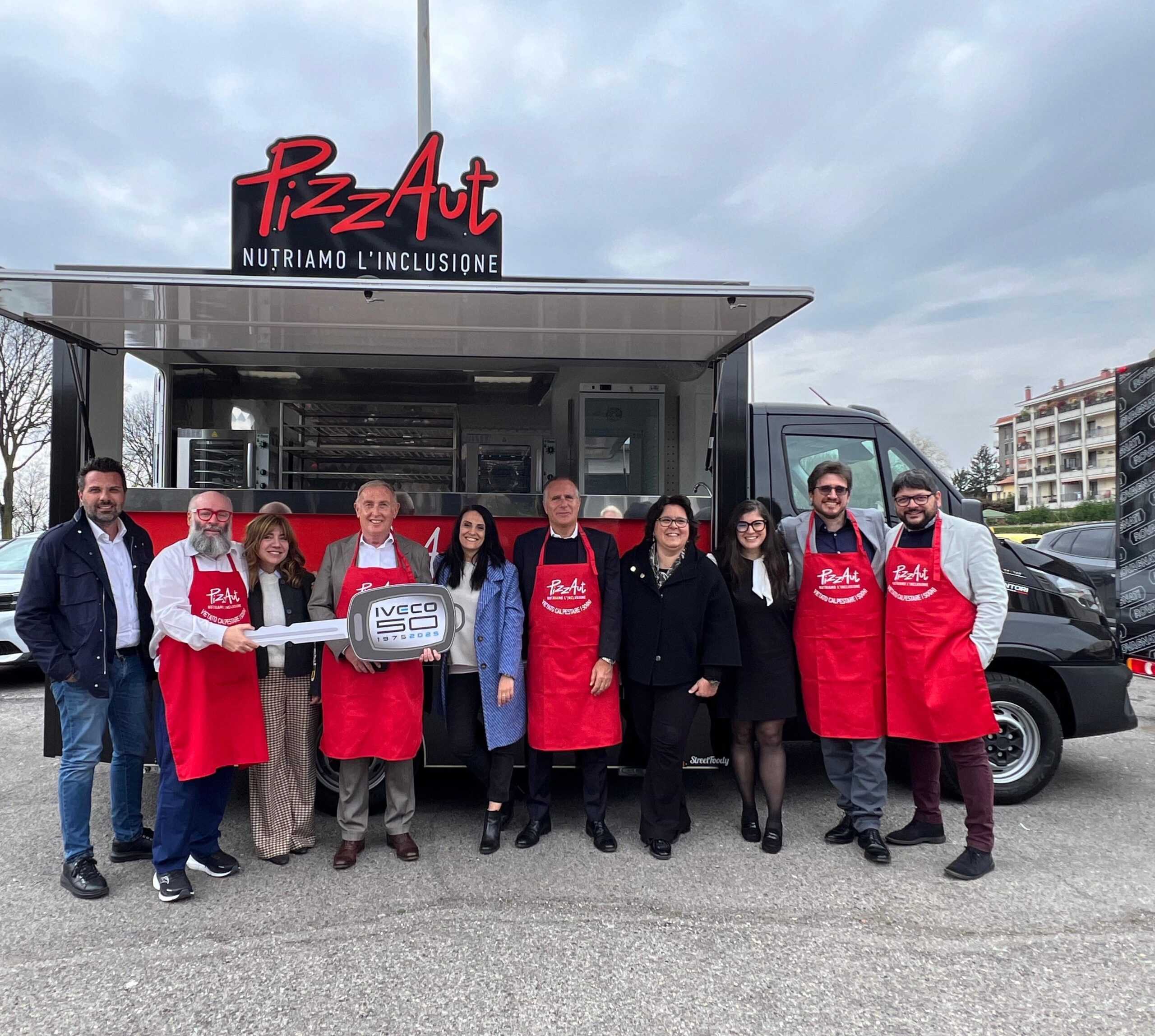 Un IVECO Daily versione foodtruck a PizzAut