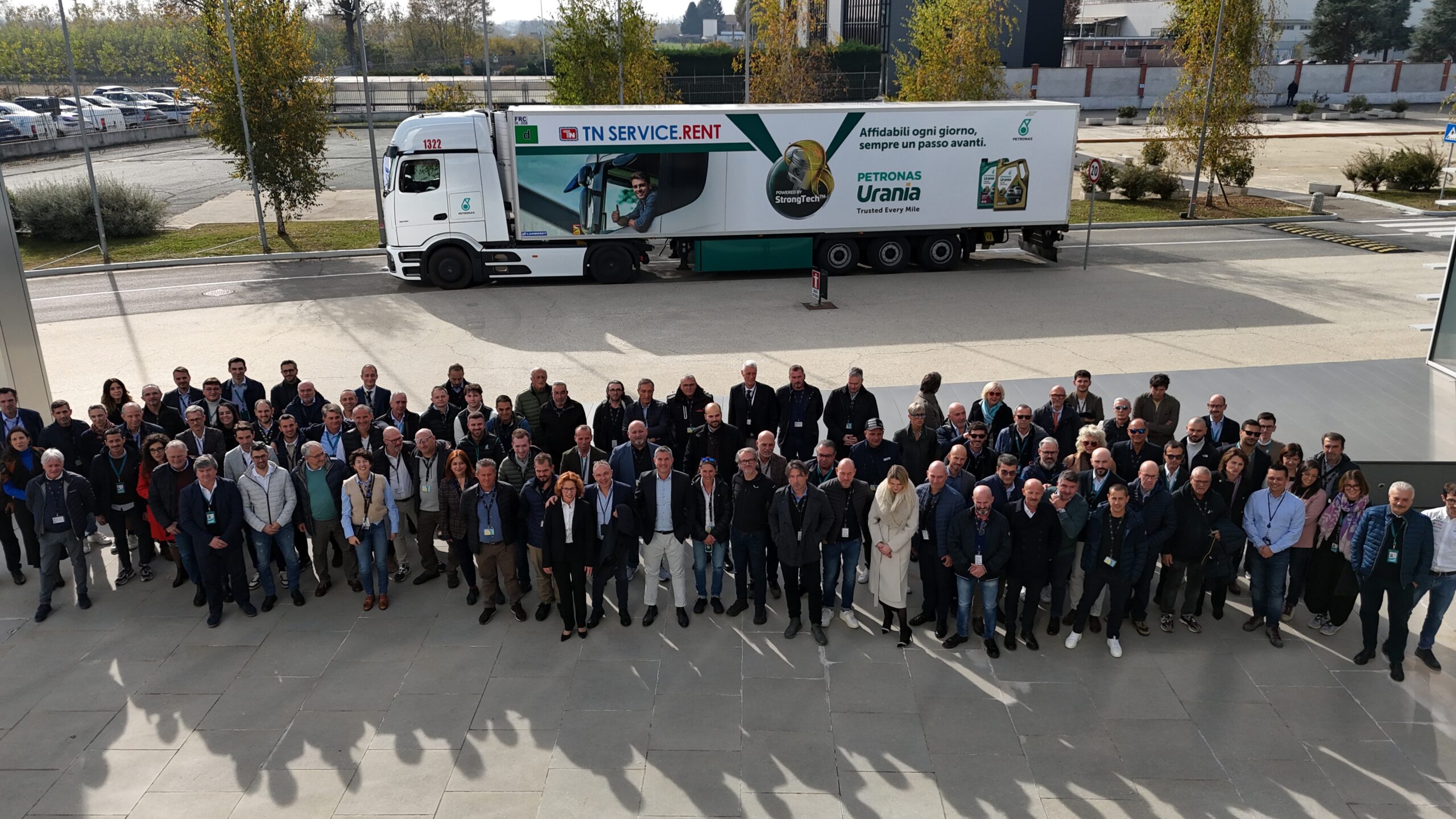 PETRONAS Urania si rinnova con una gamma dedicata a truck e veicoli ...