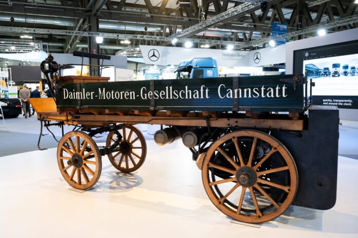 Daimler Truck celebra 130 anni di Trucks e 30 anni di Mercedes-Benz Actros